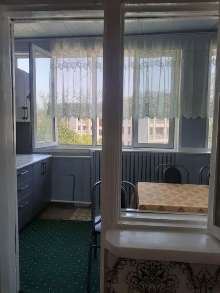 Fargona sh, Kalenskiyda 2 xona uy sotiladi. 24.000$
