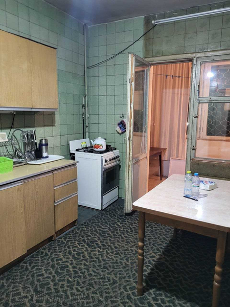 Продам квартиру сергели 7