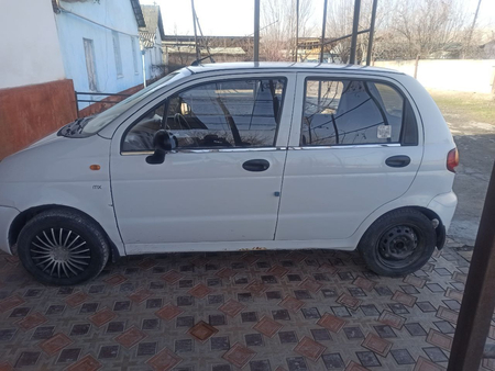 Matiz sotiladi yurib turgan moshina