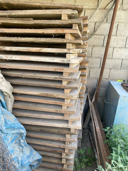 Шлакоблок аппарат сотилади 35*17*17