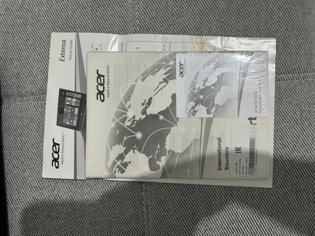 Ноутбук Acer, со свой же сумкой