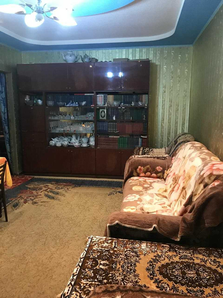 продается 3-х комн.квартира кирпич.