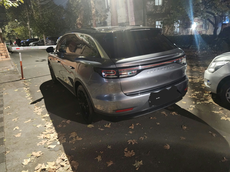 Продаю Leapmotor c11
