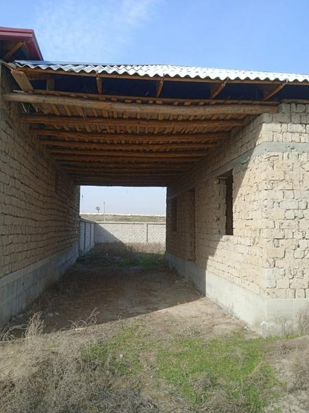 Sirdaryo shahar Kamolot MFY (S.Raximov)da 4 sotx yangi uy sotiladi