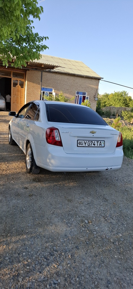 Lasetti 1.8 2012