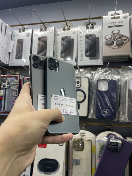 Iphone 11 pro max 64%