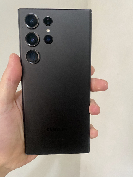 S23 Ultra va Galaxy Watch 4 sotiladi