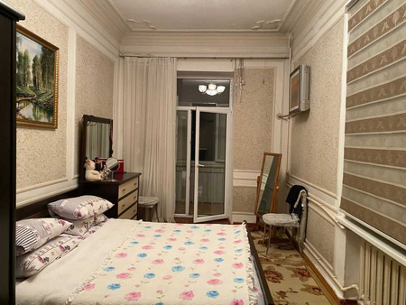Преимущества 2-комн. квартиры 3/4 на Амира Темур  (J3570)