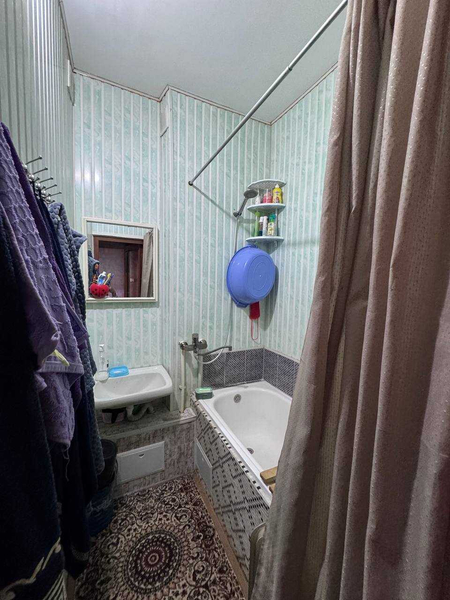 3 xonali 2-etaj 5 qavatli ponelniy  dom 85m²