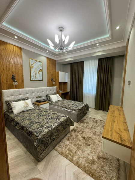 New life 4 ком 1500$ новастройка
