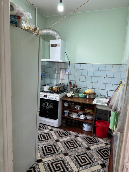 Продаётся квартира Галарейка 2/2/4 Яшнабадский р-н Панельный