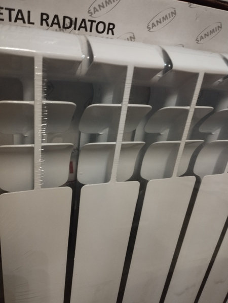 Radiator sotiladi hali yengi ishlatlmagan ozim uchun ogaman