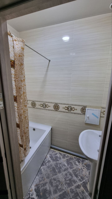 Яккасарай саламатина 2 комнаты 500$
