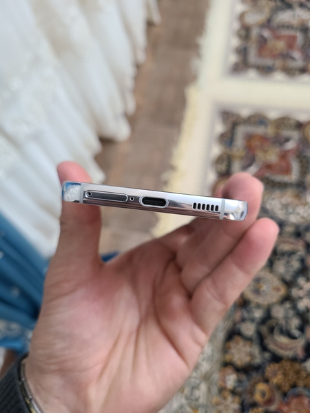Срочно Samsung S21 Plus 5G 256gb Телефон идеальном состояние