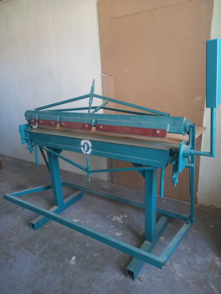 Tunukafon apparatlari komplekti sotiladi
