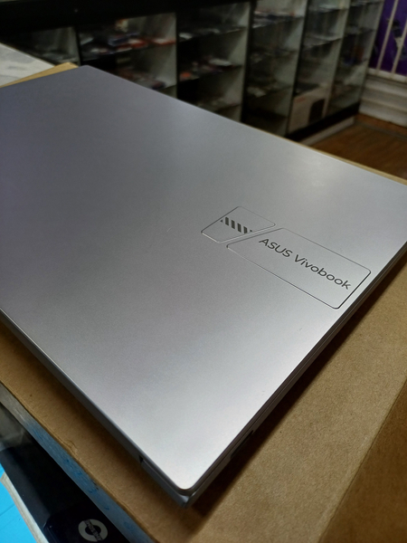 Asus Vivobook  Intel Core I3 13-avlod
