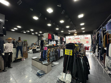Аренда помещения под бутик магазин кафе и show room вдоль дороги 220кв