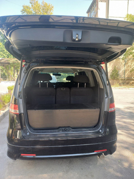 Honda elysion srochna