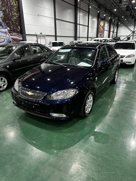 Chevrolet Gentra Darkmoon Blue Srochna naxtga Sotiladi