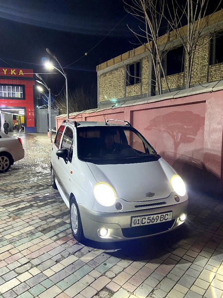 Matiz 2010 best sotiladi