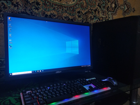 Domawniy kompyuter i3 ozu 8gb