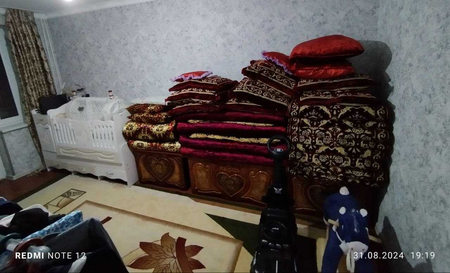 4 xonali xonadon sotiladi, hokimiyat yonida