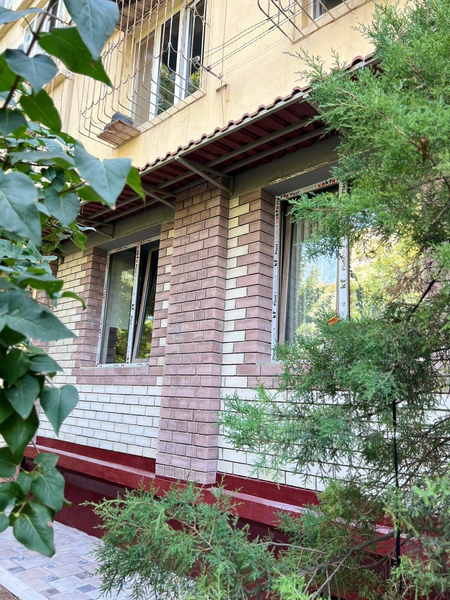 Продаю Квартиру Яшнабадский р-он Авиасозлар-1 Франция 45м2. 1-ком 1-эт
