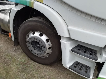 Tyagach IVECO Юк тиркама