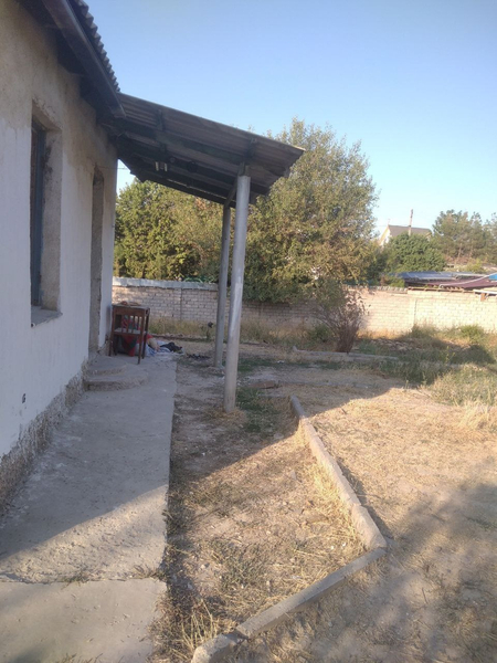 Dacha 8 sotix yer