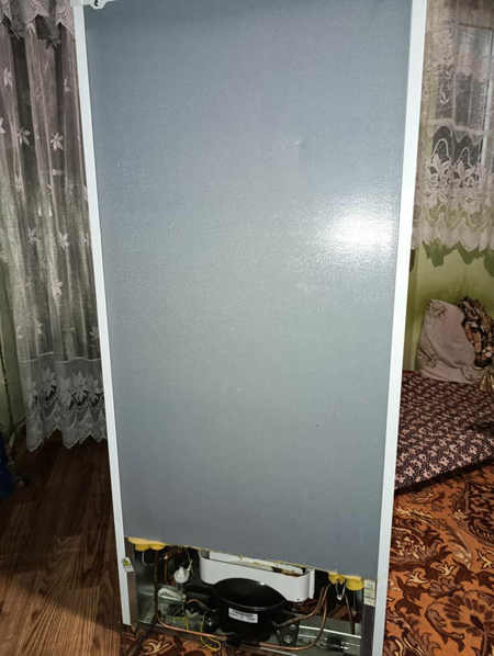 Холодильник почти Новый