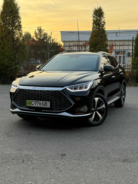 BYD Song Plus Hybrid (Gibrid) srochna sotiladi