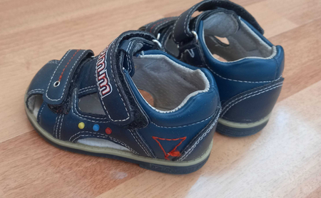 Продам летние ортопедические босоножки для мальчика