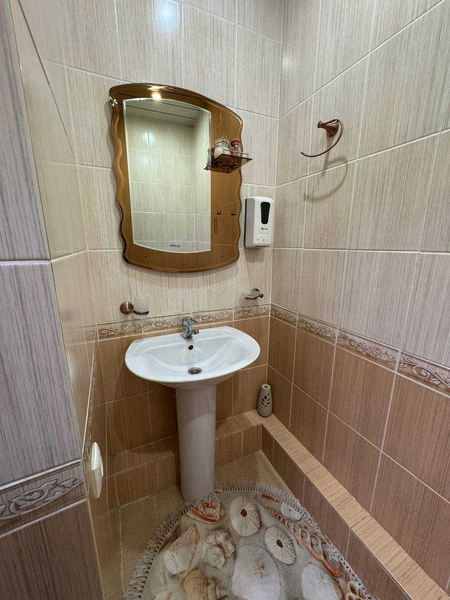 Продается 5 комнатная квартира на Ойбеке Спецплан 220м2 (2806)