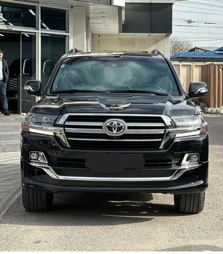 Toyota Land Cruiser 200