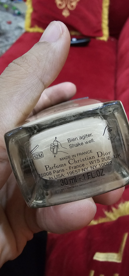 Dior tonalniy krem