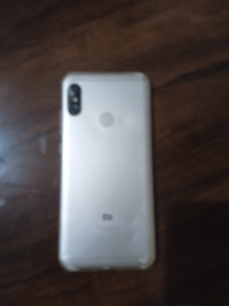 Redmi pro 6 va samsung j 2 karobka yoʻq