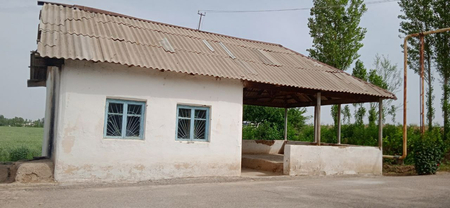 Dala hovli sotiladi