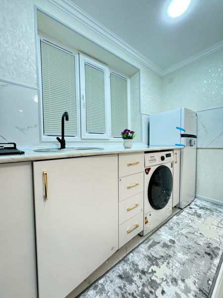 Продаётся 1 ком Яккасарайский, Саламатина, новый ремонт
