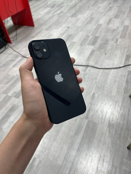 Iphone 12 64/100
