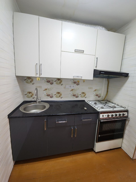Chilanzar-1 Kirpich 3/4/5 balkon 2/6 Orientir  Maks Vay