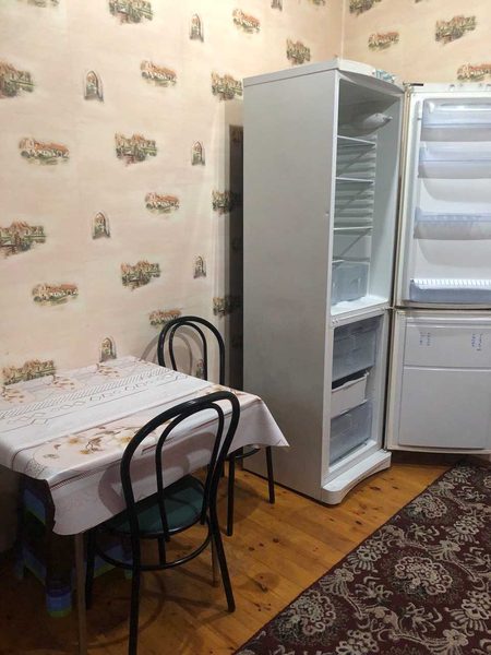 Дом  на Карасу  6  2 - комн. Отд.проживание