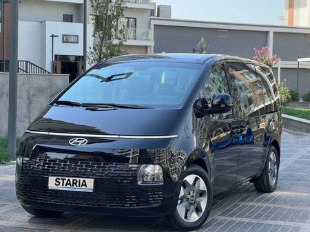 Новая Hyundai Staria 2022