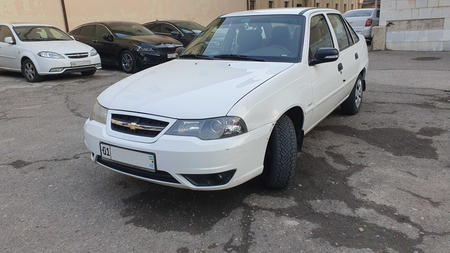Chevrolet Nexia 2 (SOHC | Белый | 05.2014 | 92 тыс. км)