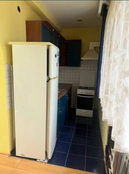 Космонавтов 3/2/4. кирпич 70м2 балкон 2*6