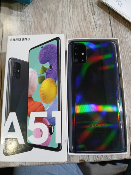 A51 64gb idial holatda qirilgan joyi yuq usta kurmagan