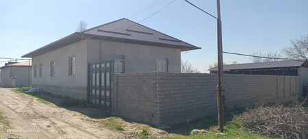 Зудлик билан уй сотилади