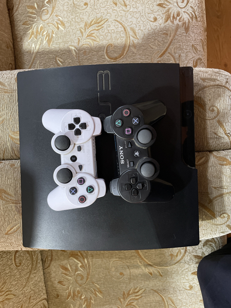 PlayStation 3 sotiladi