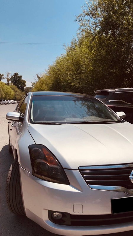 Nissan Altima 2008