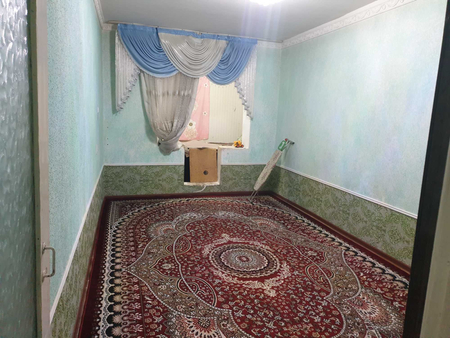 buxoro shaxar sharq 1 da 4 etajlik uy 1 etajida joylawgan uy sotiladi