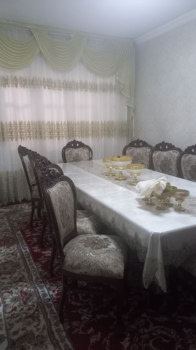 Юнусобод 9кв 4/2/9 Сотилади